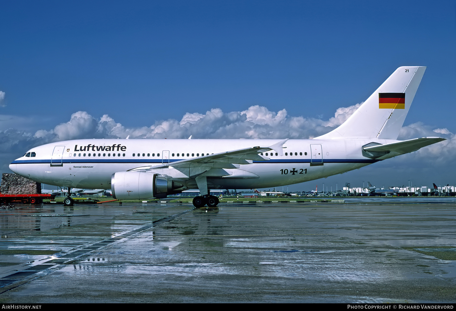 Aircraft Photo of 1021 | Airbus A310-304 | Germany - Air Force | AirHistory.net #743943