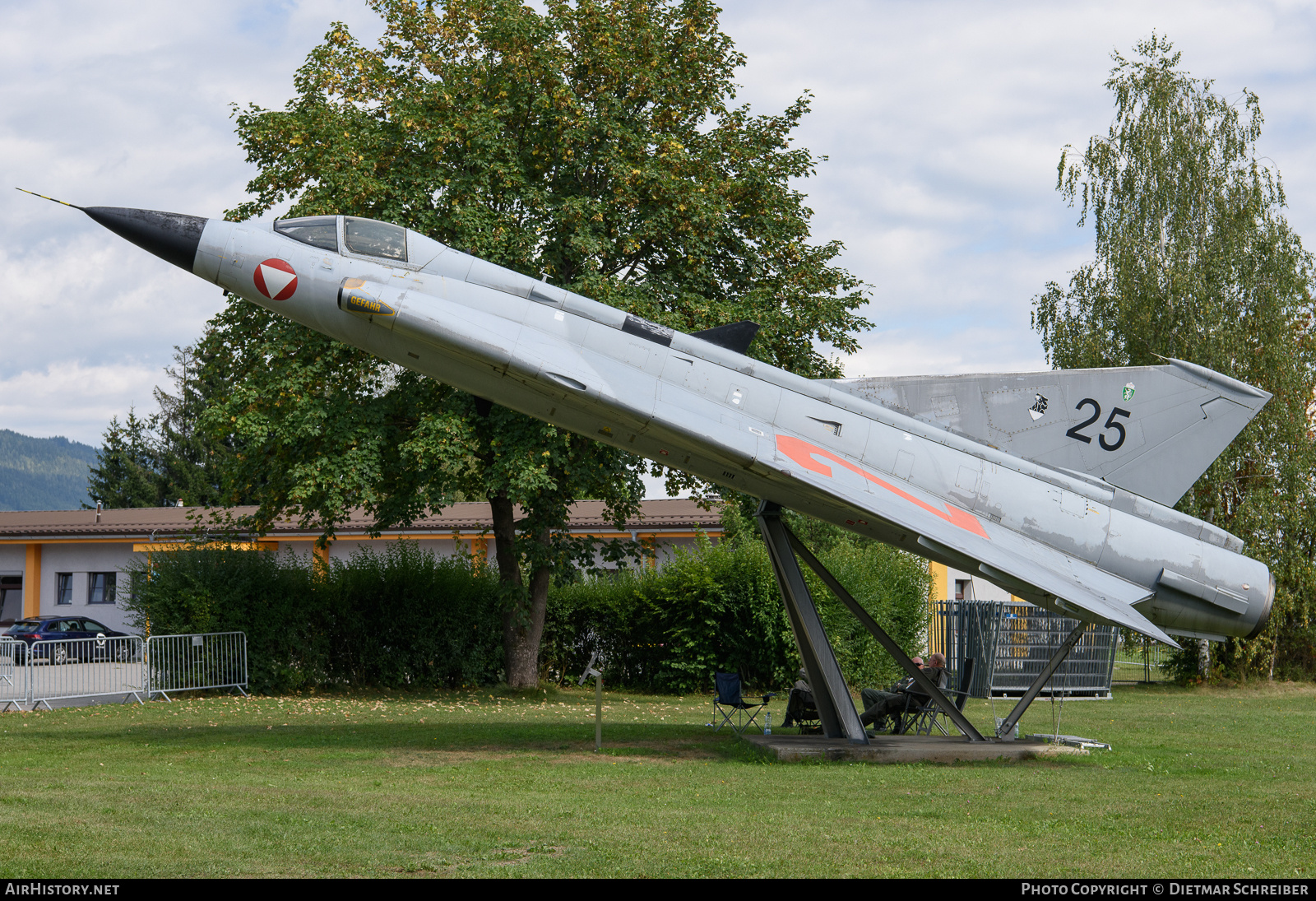 Aircraft Photo of 25 | Saab J35D Draken | Austria - Air Force ...