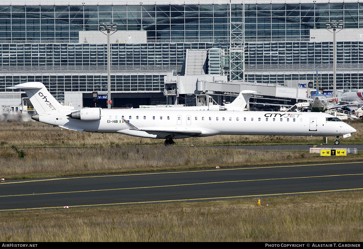 Aircraft Photo of EI-HIB | Bombardier CRJ-1000EE (CL-600-2E25) | CityJet | AirHistory.net #750178