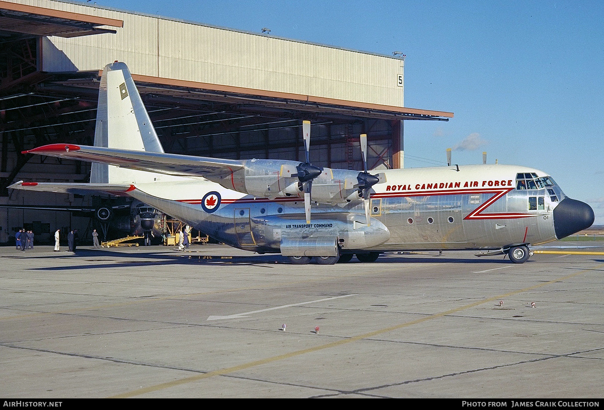 Aircraft Photo of 10301 | Lockheed C-130E Hercules (L-382) | Canada ...