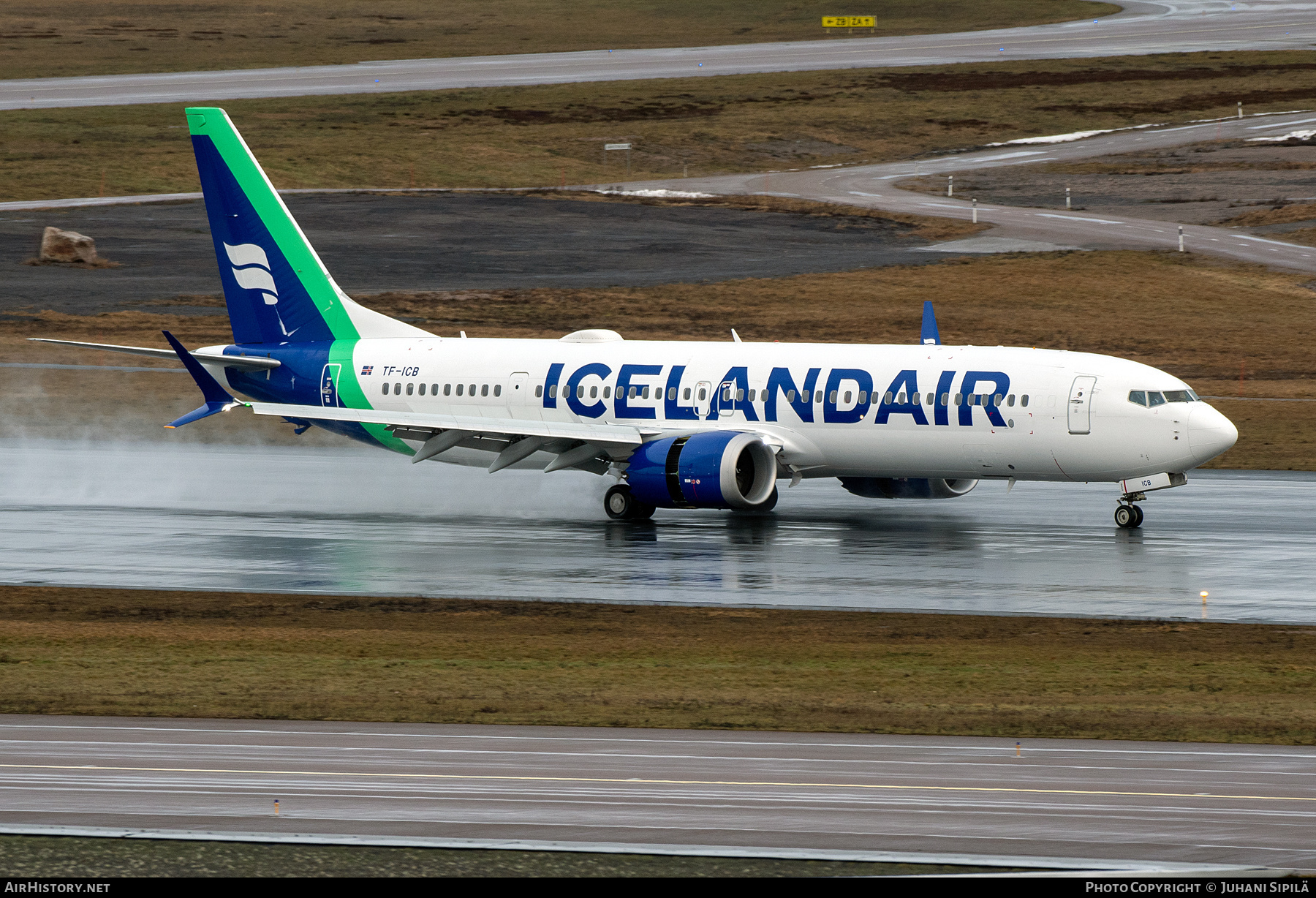 Aircraft Photo of TF-ICB | Boeing 737-9 Max 9 | Icelandair | AirHistory.net #774126