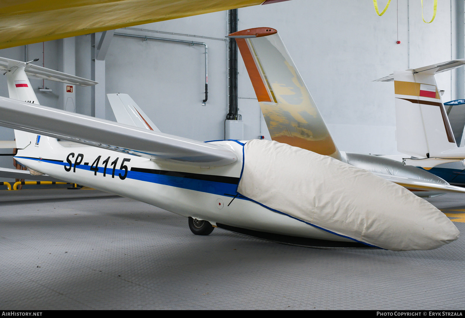 Aircraft Photo of SP-4115 | PZL-Bielsko SZD-32A Foka 5 | AirHistory.net #775342