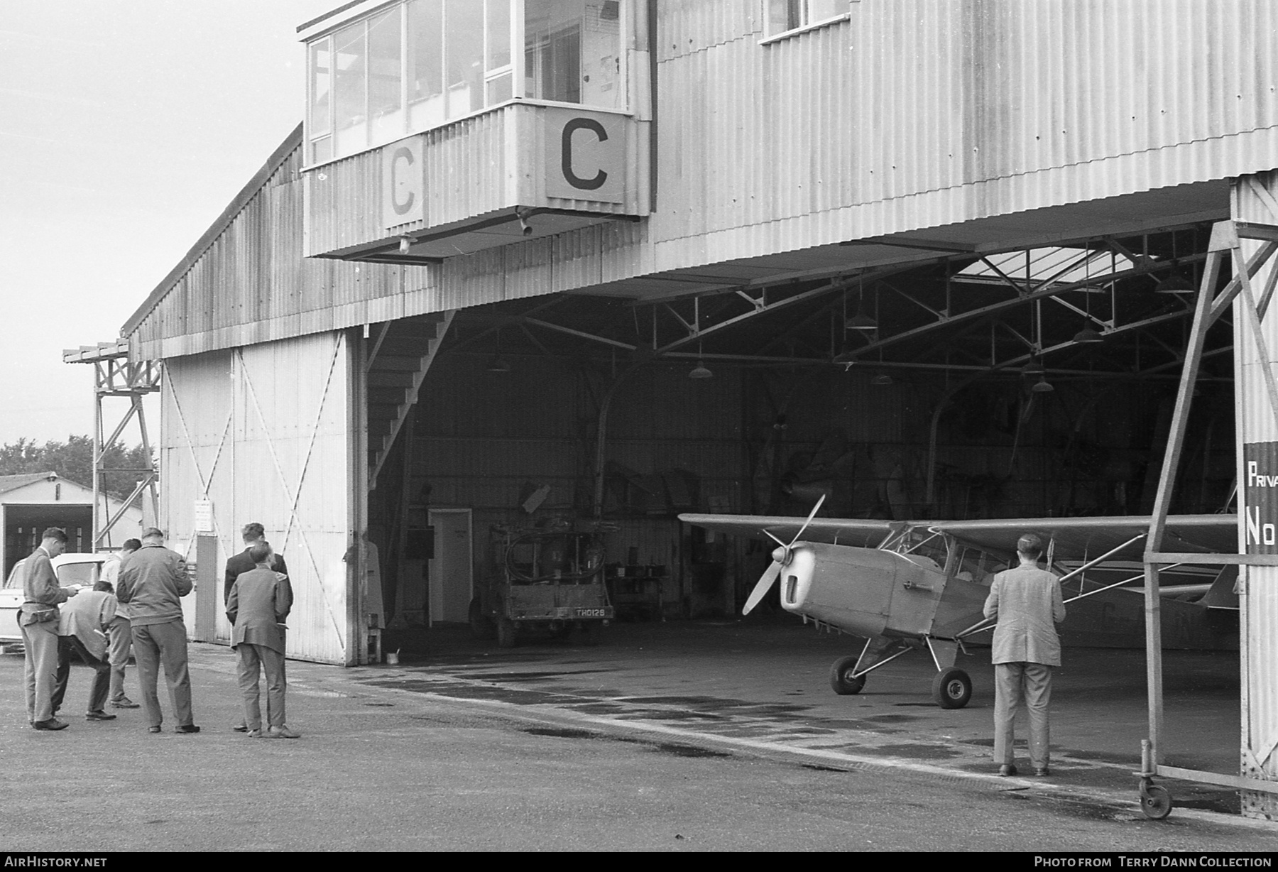Aircraft Photo of G-AHHN | Auster 5 J1 Autocrat | AirHistory.net #788195