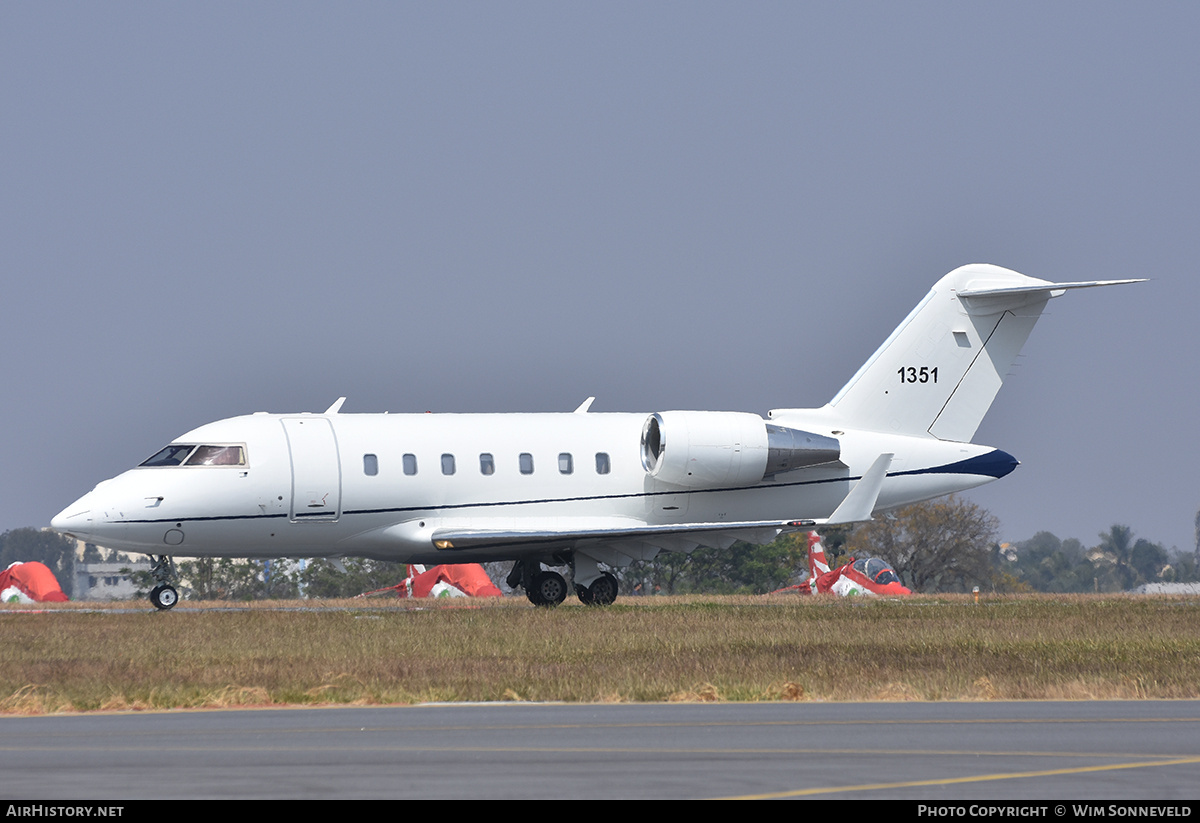 Aircraft Photo of 1351 | Bombardier Challenger 650 (CL-600-2B16 ...