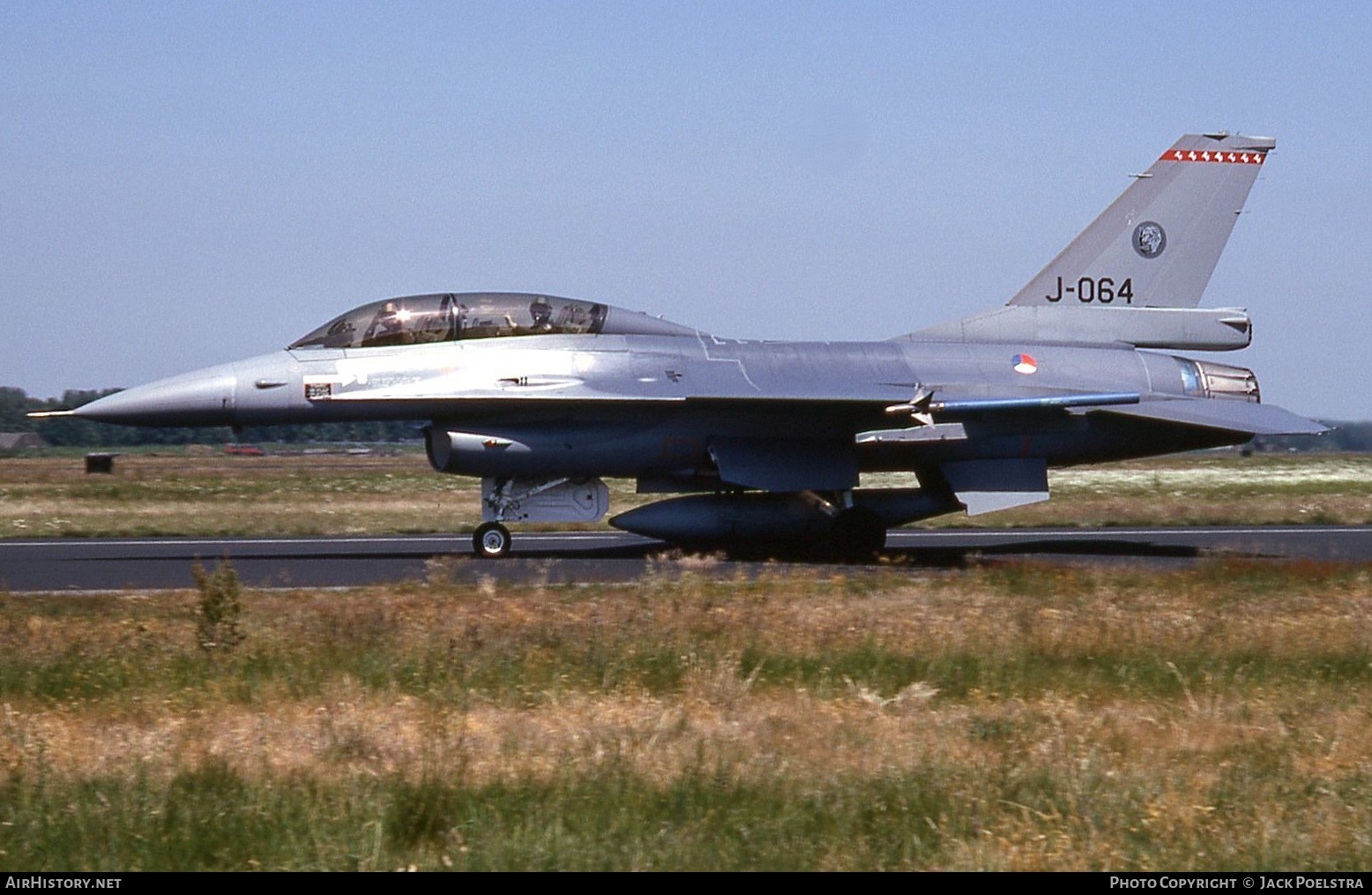 Aircraft Photo of J-064 | General Dynamics F-16B Fighting Falcon | Netherlands - Air Force ...