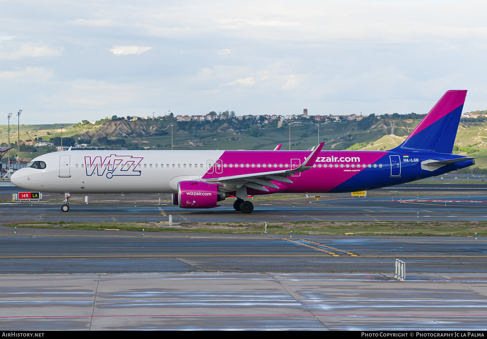 Aircraft Photo of HA-LGR | Airbus A321-271NX | Wizz Air | AirHistory.net #805478