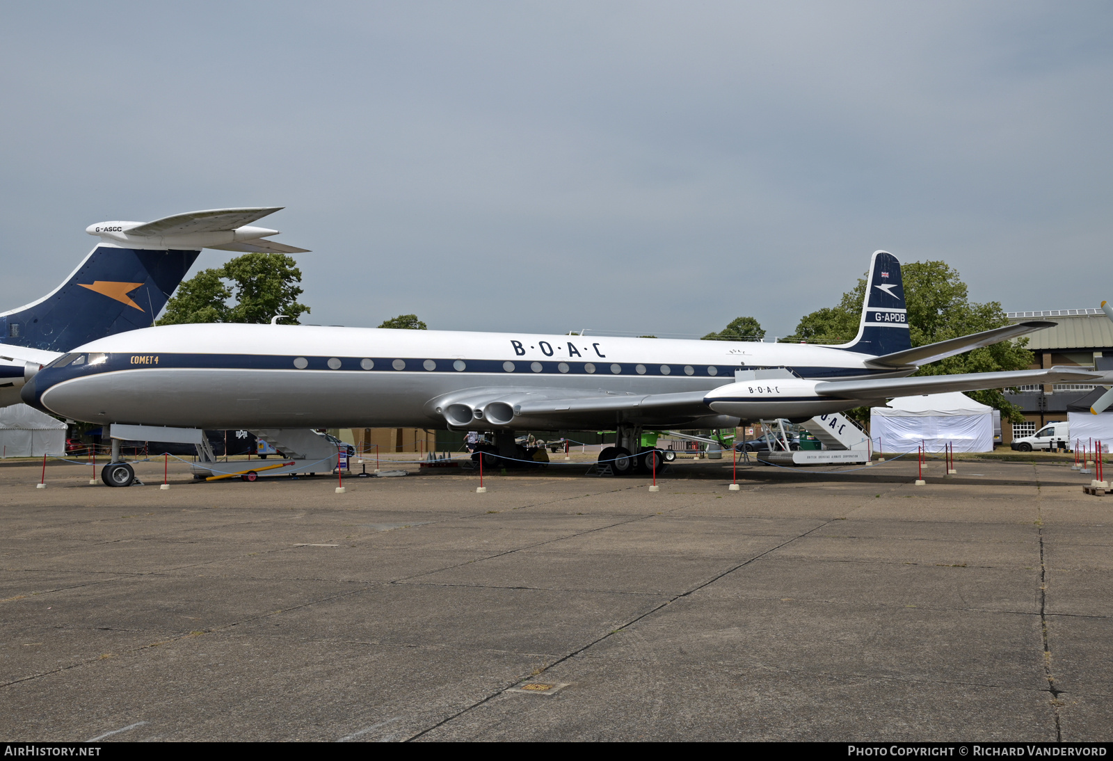 Aircraft Photo of G-APDB | De Havilland D.H. 106 Comet 4 | BOAC - British Overseas Airways ...