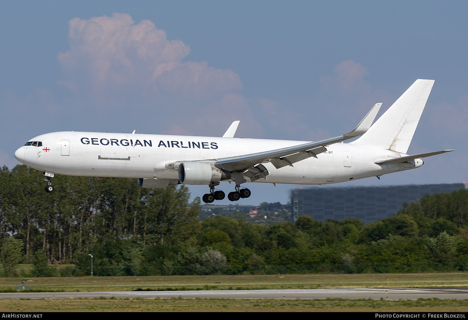 Aircraft Photo of 4L-GIT | Boeing 767-333ER(BDSF) | Georgian Airlines | AirHistory.net #844830
